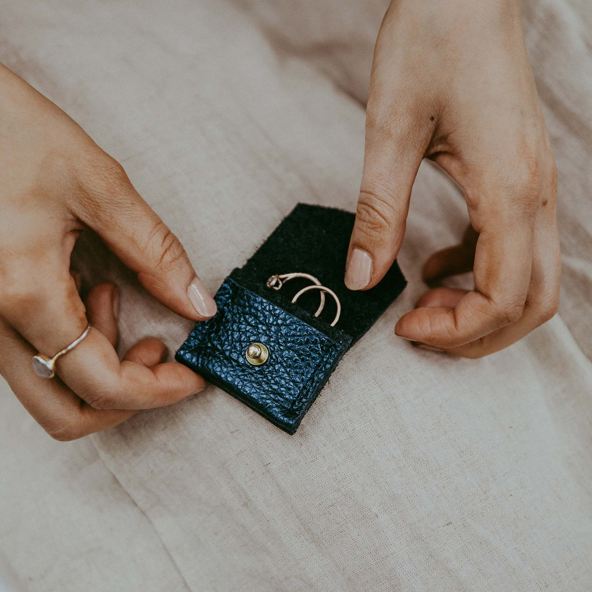 Wedding Ring Pouch – Studio Lowen